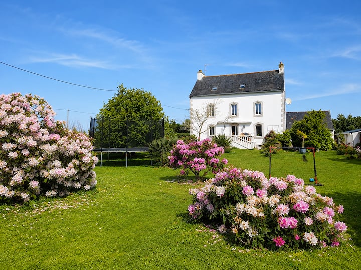 Grande Maison De Maître Familiale Avec Jacuzzi - Quimperlé