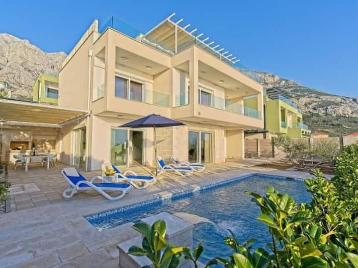 Villa Ulika By Interhome - Tučepi