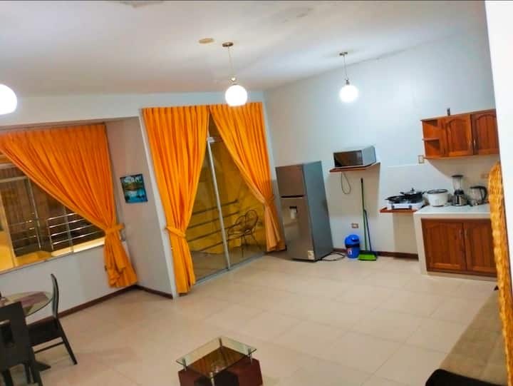 Apto Céntrico Piscina /Ac/wifi Hasta 3 Pers - Iquitos