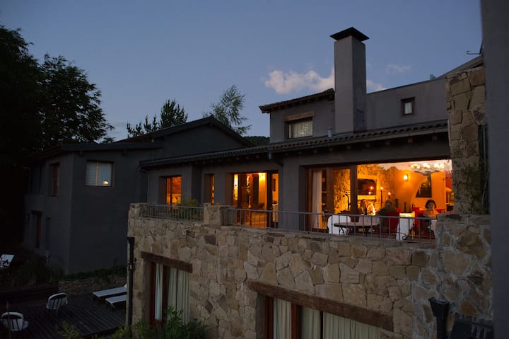 Mansion Frente Al Lago / 10bdr / Pileta / Jacuzzi - Chile