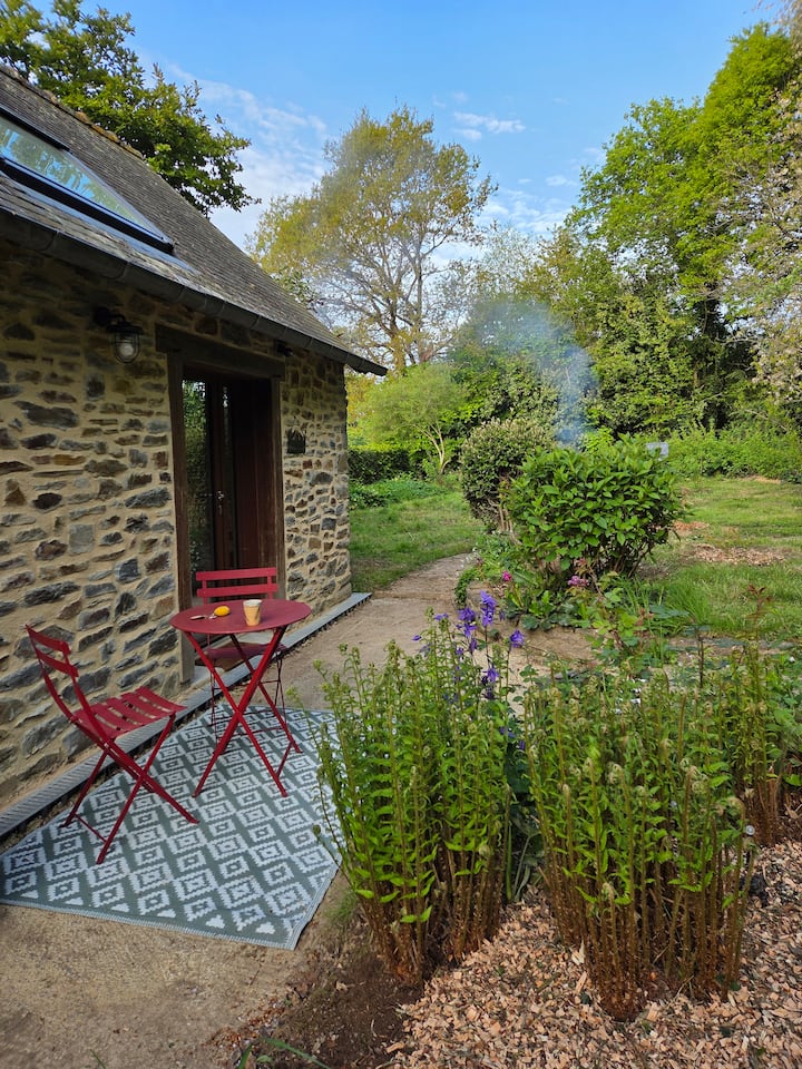 Chambre D'hôte "Jardin Des Merveilles" - Rohan
