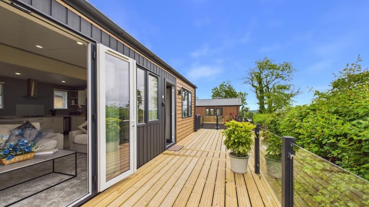 Puffin Lodge - 2 Bedroom Lodge - Wisemans Bridge - Tenby