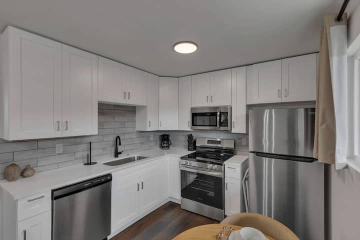 Cozy Studio Walkable Ote And Downtown W/ Parking - Columbus, OH