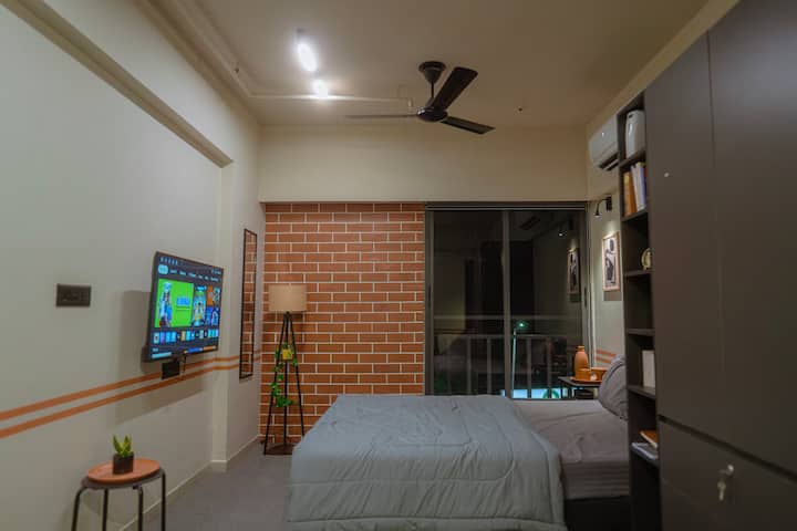 A Cozy 'Exec Studio+' Apartment By Flh Residences - Ahmedabad