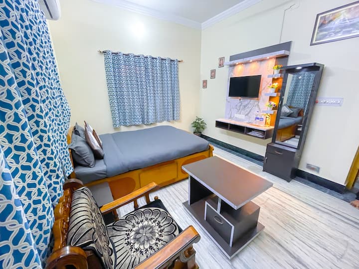 Private1bhk| Parking |Sit-out| Backup | Ivory Nest - India