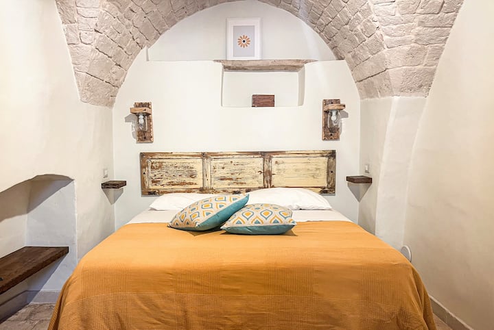 Casa In Pietra Nel Centro Storico - Putignano