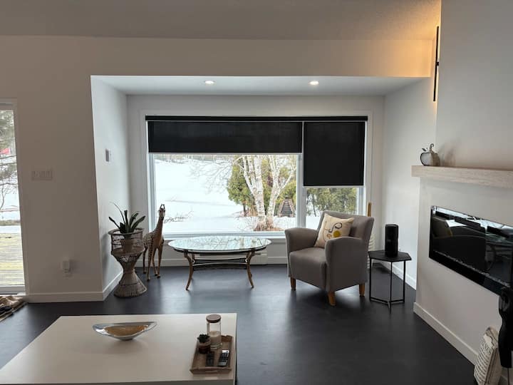 La Maison Du Lac | Quai Privé & Vue Sur Le Lac - Saguenay