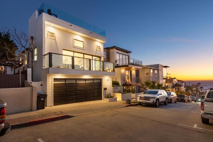 Steps To The Best Beach In La Rooftop Deck Wow! - Hawthorne, CA