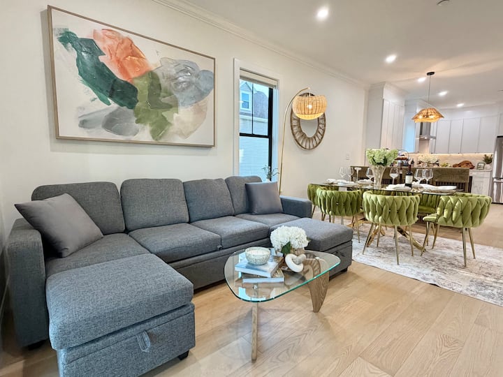 Boston Charm 2br2bth / 8 Minutes To Boston - Belmont, MA