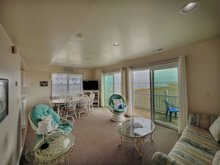 Magic Moments| Waterfront Marsh Island Getaway - Chincoteague, VA