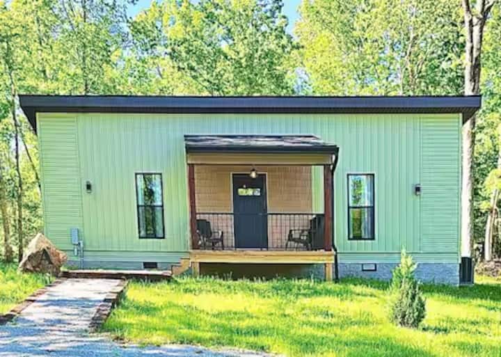 Basses Creek Cabins - A: Fire Pit, Golf & Hiking - cumberland trail, Pikeville