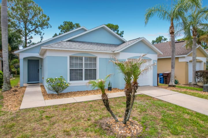3b Family Villa W/ Private Pool In Golf Community! - Haines City, FL