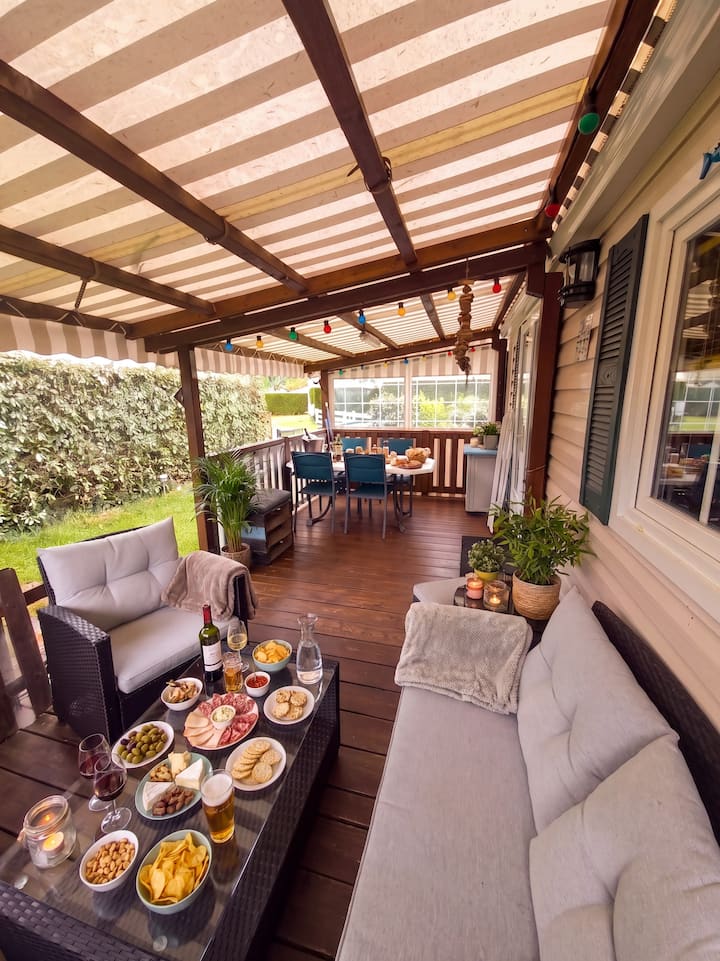 Mobil-home Calme Avec Grande Terrasse Couverte - Pornic