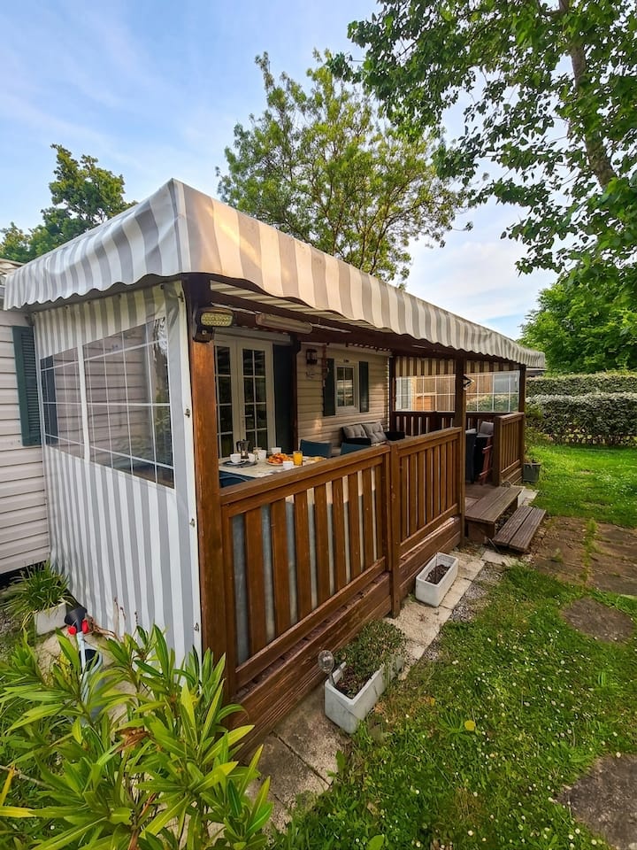 Mobil-home Calme Avec Grande Terrasse Couverte - La Bernerie-en-Retz