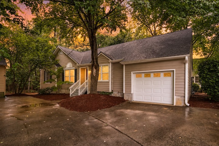 Charming Carrboro Escape | 5 Min To Unc - Carrboro, NC