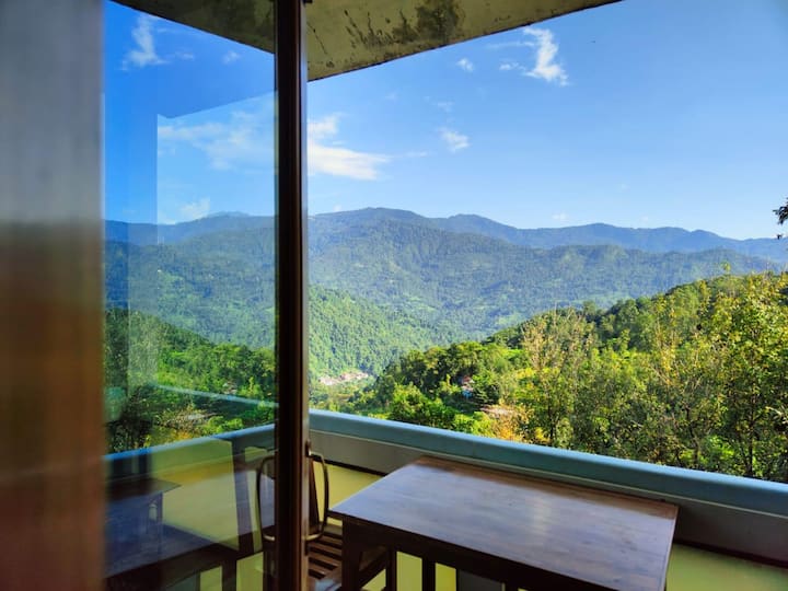 Offbeat Farmstay W/ Views & Bonfire, Bengal - Kalimpong
