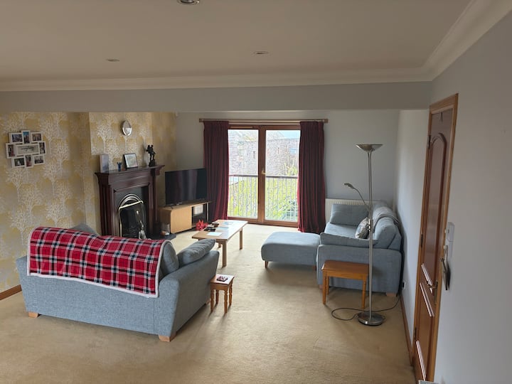 Contractor Friendly House | Sleeps 4 | Parking - Stonehaven