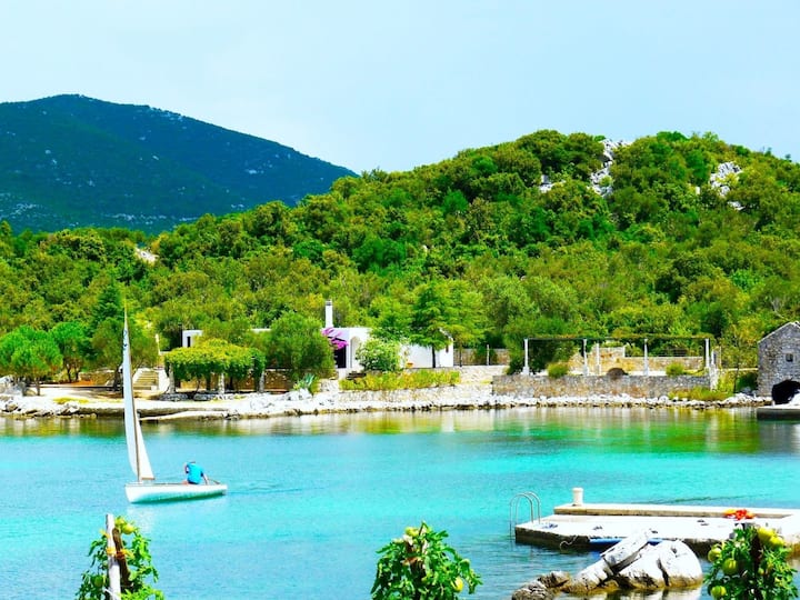 Anwesen Mit Blick Auf Das Wasser By Interhome - Pomena