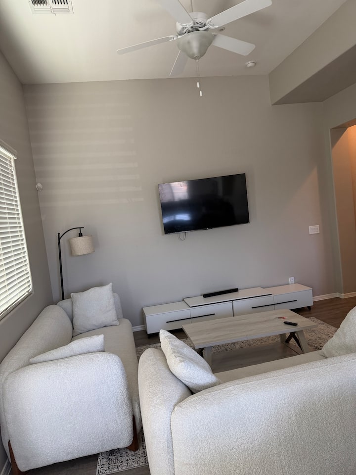 Cozy Private Room In Tolleson For 2 Guests - Avondale, AZ