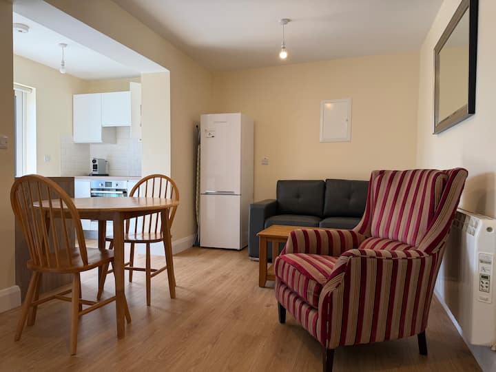 The Art House 20 - Bohermore Galway - オレンモア