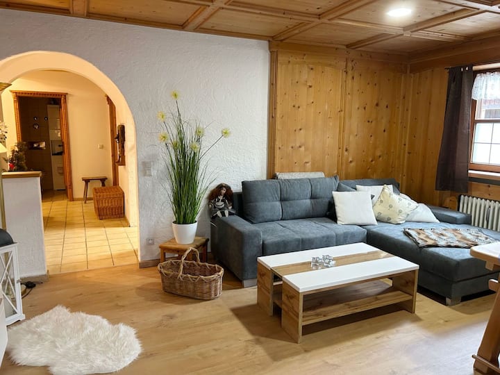 Magnolia In Garmisch-partenkirchen By Interhome - Grainau