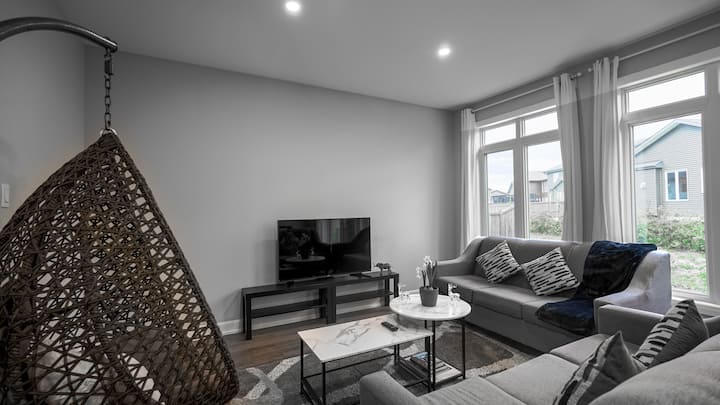 Gorgeous Entire Home In Carleton Place, Canada - Carleton Place