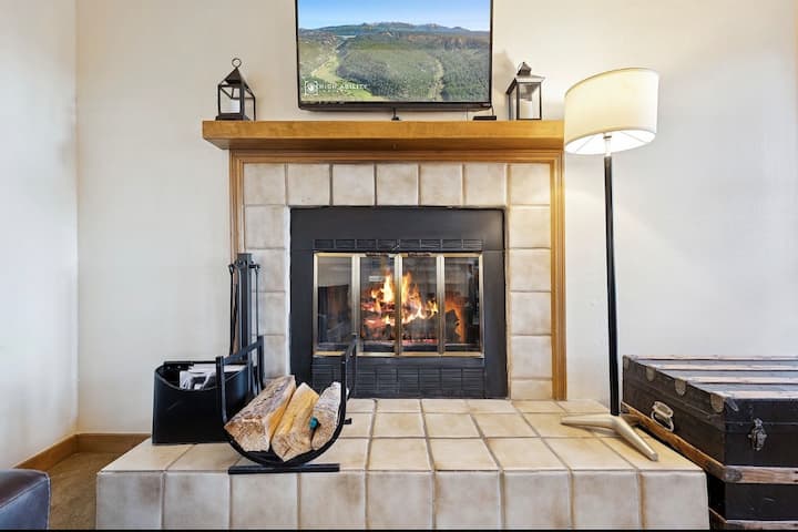 Comfortable 2br | Pool & Hot Tub | Near Downtown - Durango, CO