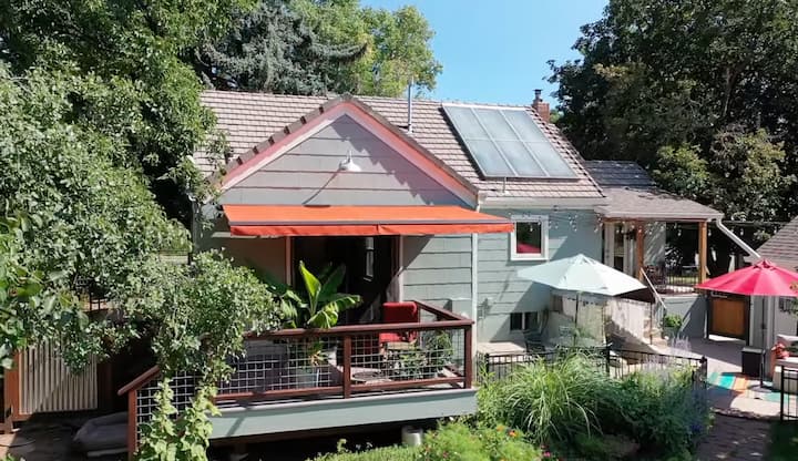 Quiet Garden Retreat Near Old Town - Fort Collins, CO