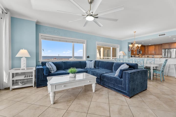 Large Oceanfront Condo W/pool - Steps To The Beach - Ocean City, MD