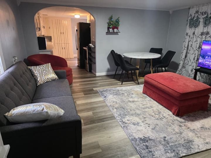 Stunning 2-bedroom Unit In Downtown Manchester - Manchester, NH