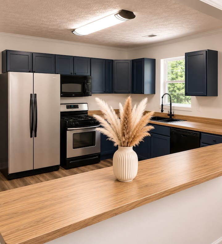 Woodland Retreat With Transportation! - Smyrna, GA