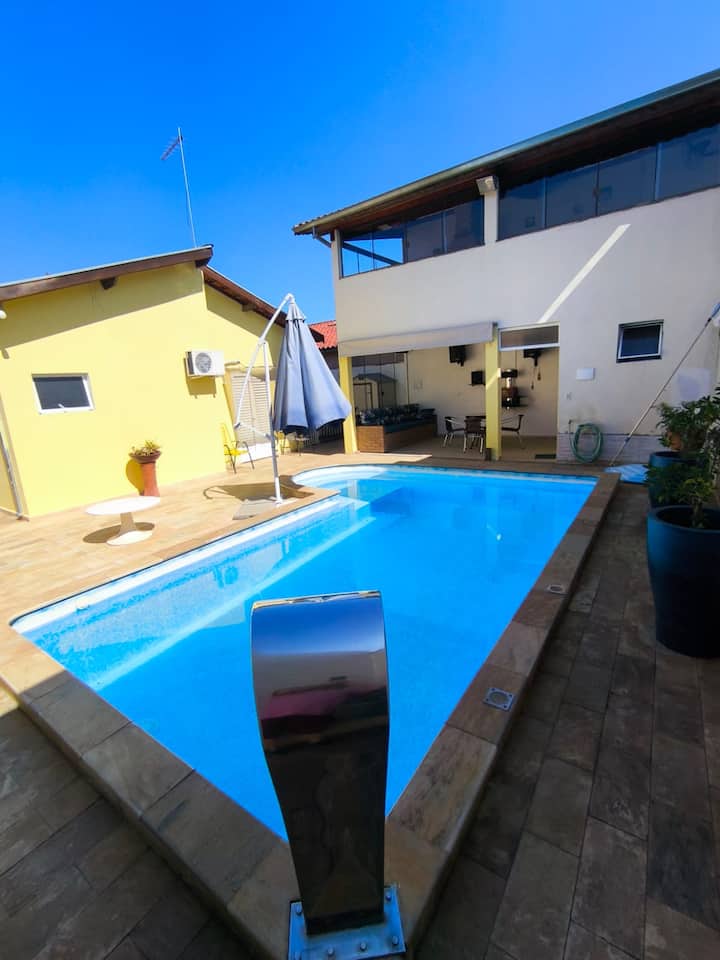 Casa Com Piscina, Próxima Ao Centro De Pinda. - Pindamonhangaba
