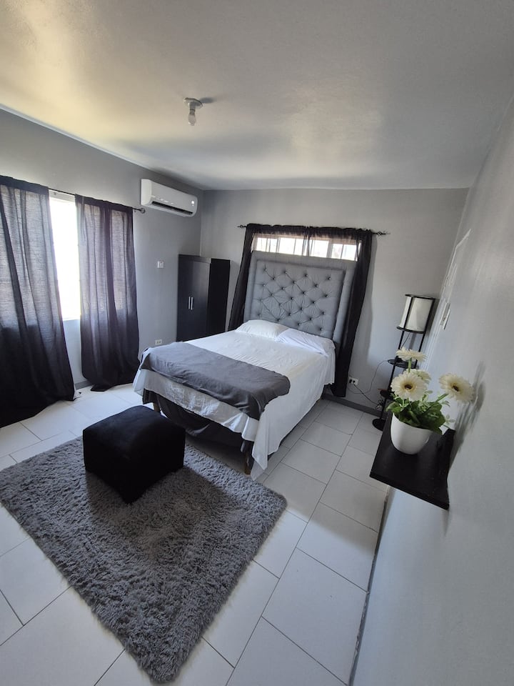 Hope Luxe Retreat - Montego Bay