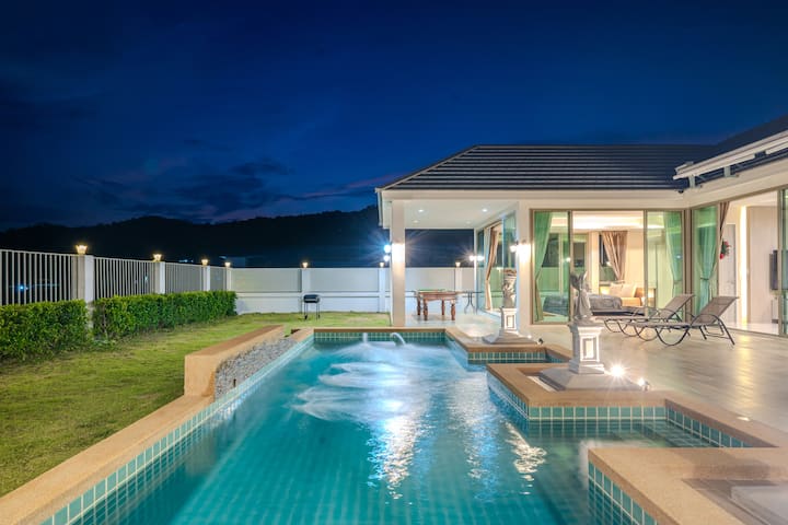 Prime Twilight 4-bedroom Pool Villa With Mountains - Hua Hin