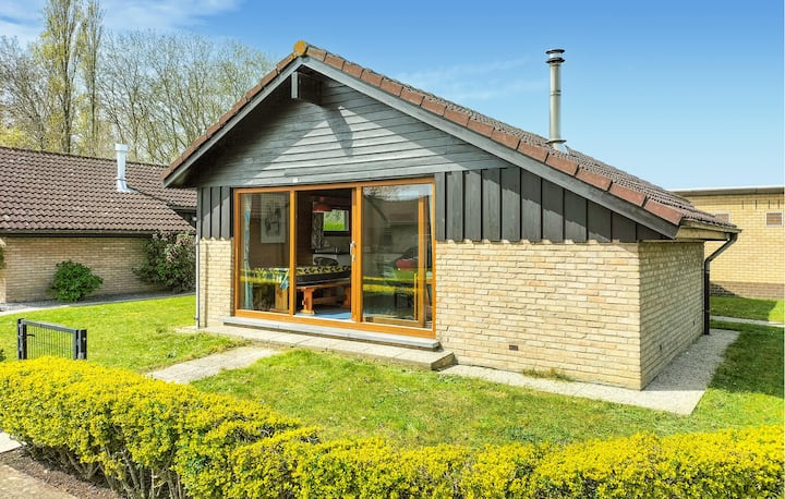2 Bedroom Nice Home In Westende - Middelkerke
