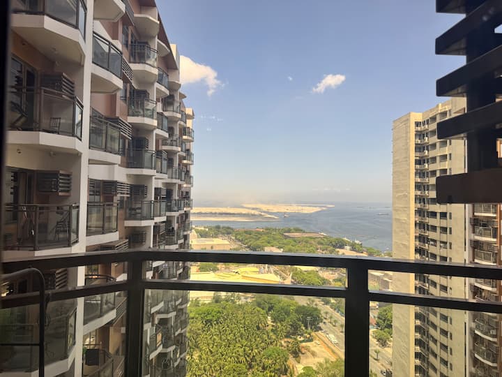 Sweet Haven | 3 Bedrooms And Bathrooms - Pasay
