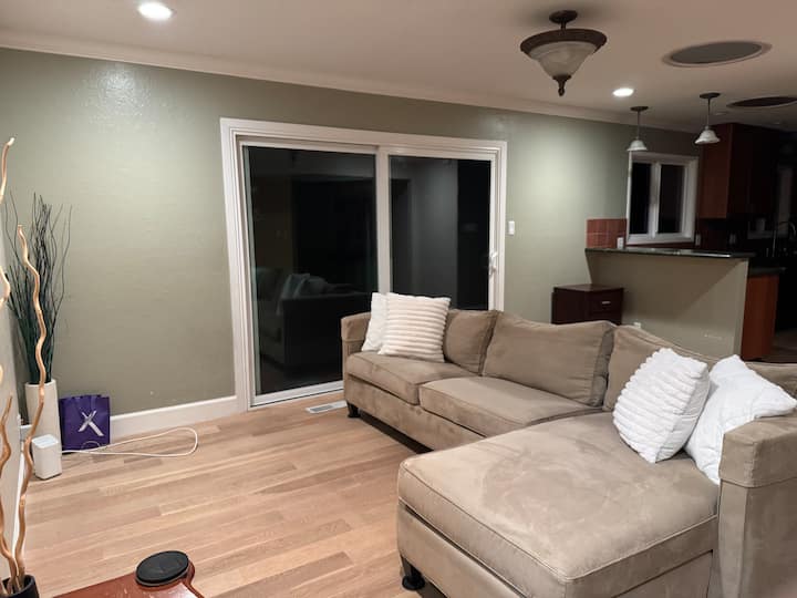 Stay In The Best Part Of Palo Alto Ca - Atherton, CA
