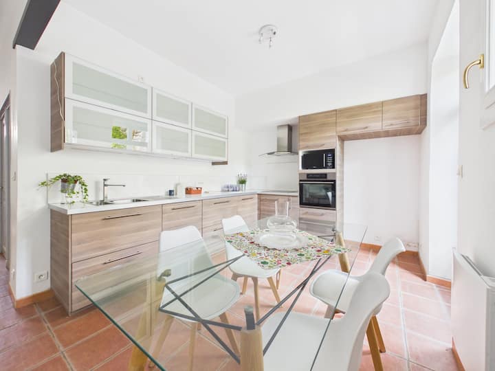 Maison De Village - Location Saisonnière - Saint-Cannat