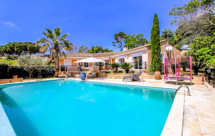 Stunning Home In Hyères With Sauna - Porquerolles