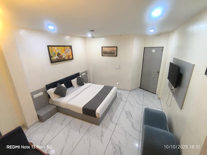 Soneva Hotel- Deluxe Ac Room - Ahmedabad