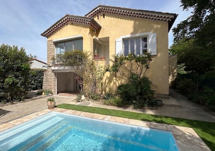 Très Belle Maison Des Années 50 De 150 M 2 - France