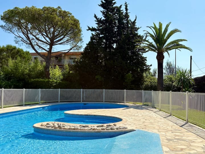 Le Patio Azur Piscine, Soleil Et Parking Gratuit - Antibes