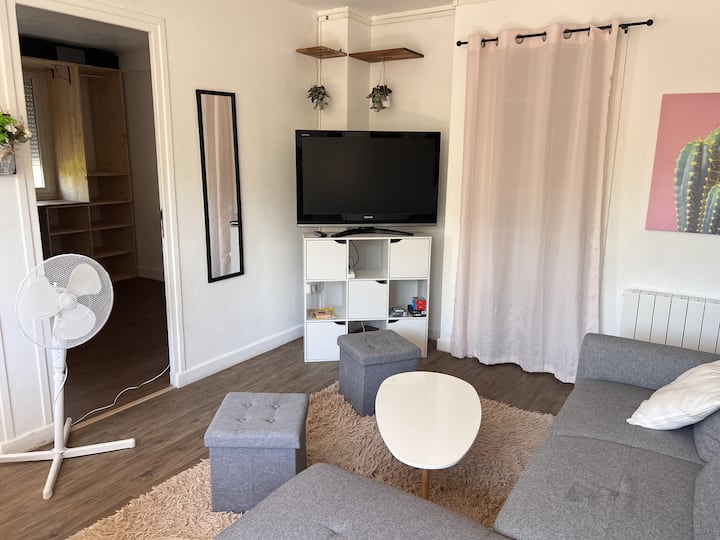 50 M² De Confort Avec Parking Gratuit - Valence, France