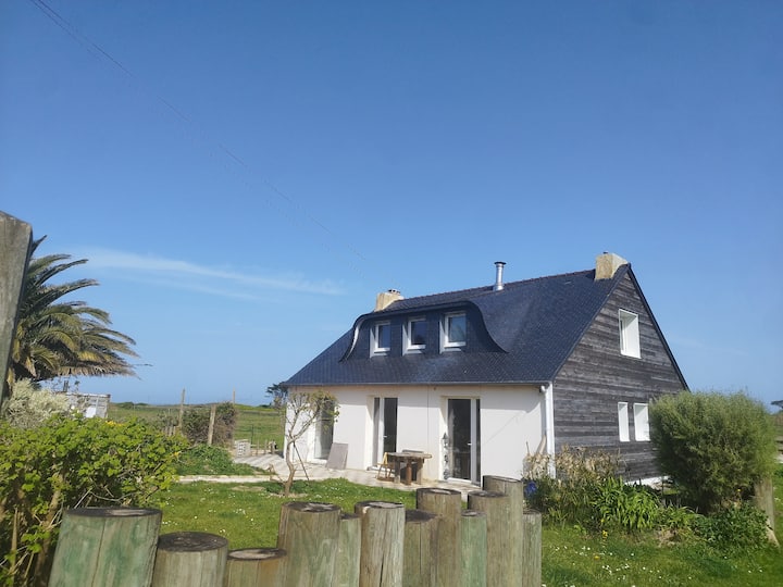 Maison à 400m De La Plage à Landéda, Sur Le Gr34. - Ploudalmézeau