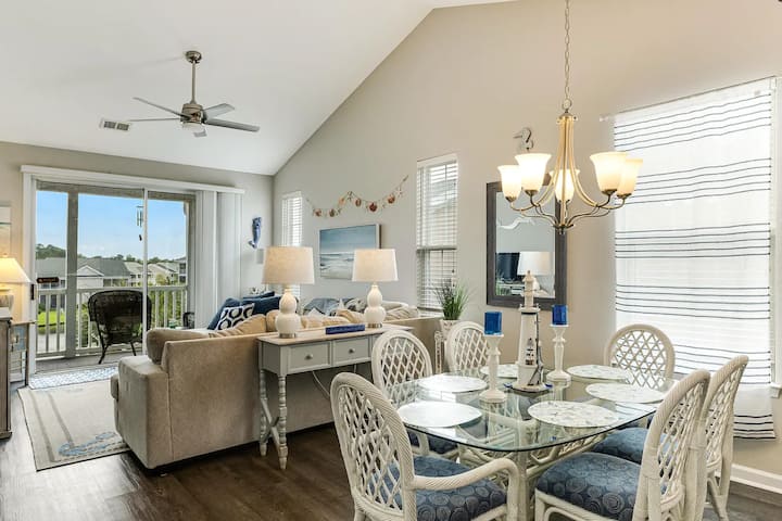Coastal Retreat W/ Fountain Views | Pools + Beach - Sunset Beach, NC