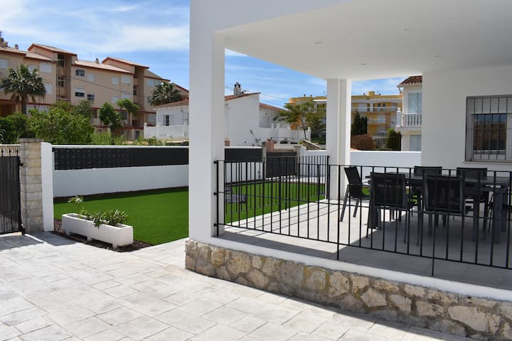 Chalet En La Playa De Denia, Alicante. - Dénia