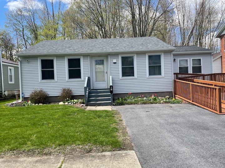 Tlc B&b | Cozy Finger Lakes Retreat - Seneca Falls, NY