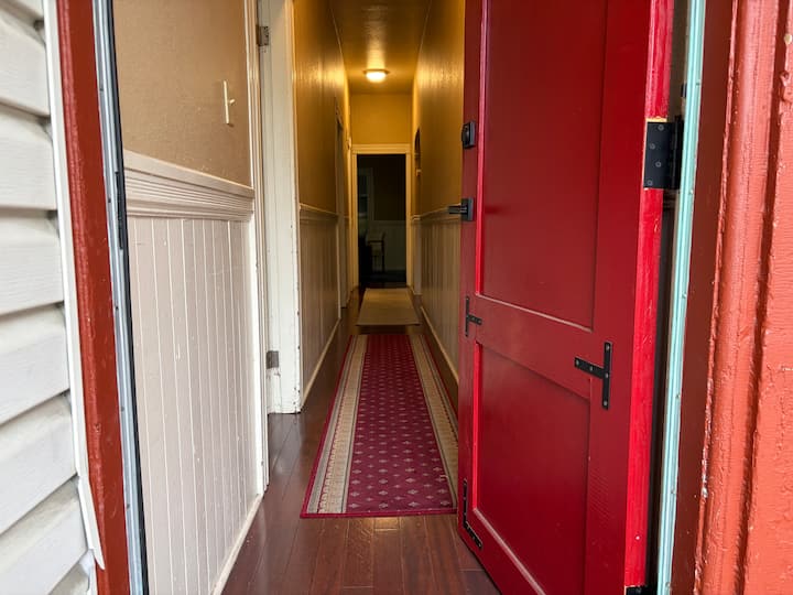 Victorian Mission Flat | 2br | Real Sf Family Home - San Francisco, CA