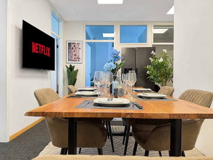 Großes Urban Loft Für Gruppen In Stuttgart - Stuttgart