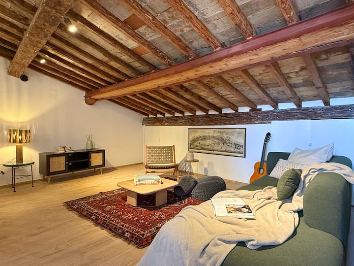 Elegant & Spacious 3br With Terrace In City Center - Florencia